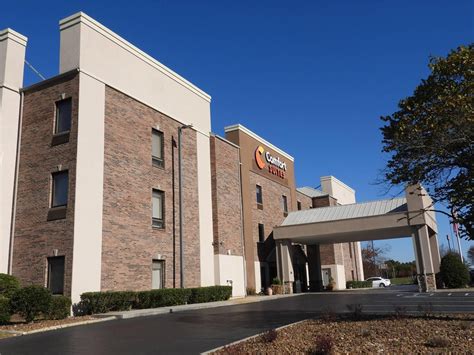 Comfort Suites Crossville Hotel In Crossville Tn The Vendry