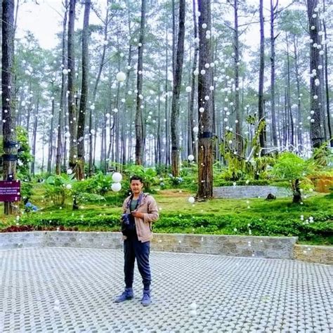 Lee Wan Lee Wan18 • Threads Say More