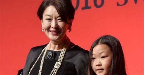 여전히 아름다운 배우 윤석화