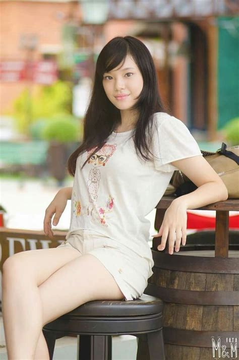 ปักพินโดย Ryan Aun ใน Performance Show นางแบบ เพศหญิง ผู้หญิง