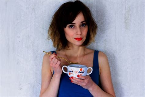 Portelan Sex Si Umor 100 Romanesc Cum A Ajuns Oana Titica Sa Vanda