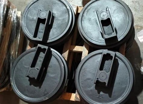 Excavator Idler Assembly At ₹ 15000piece Excavator Idler In New