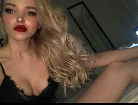 Photo Dove Cameron