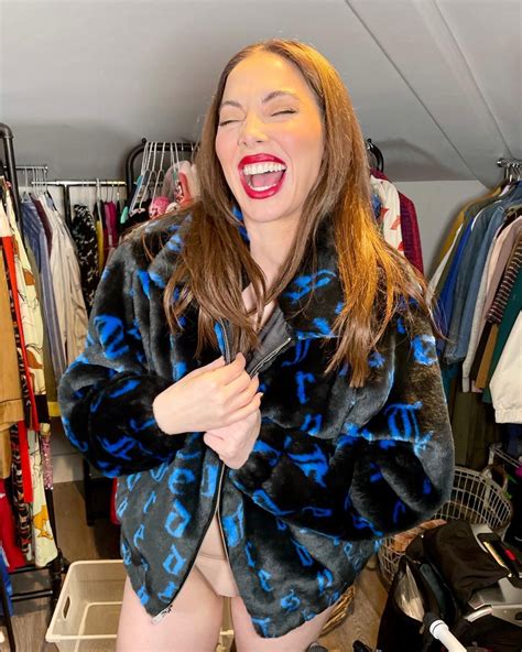 Whitney Cummings Archives Archive