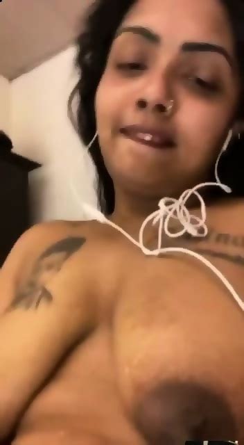 Woman Pressed Boobs Eporner