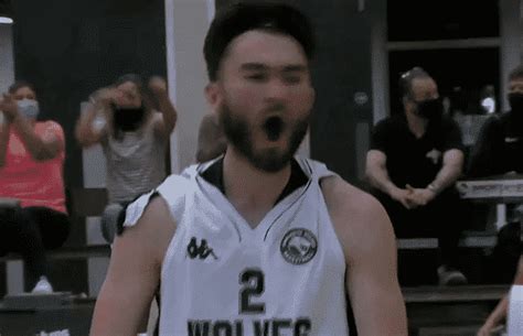 Tom Willmore Wins It With 10s Remaining Eabl Summer Showcase Top 10 Plays Week 4