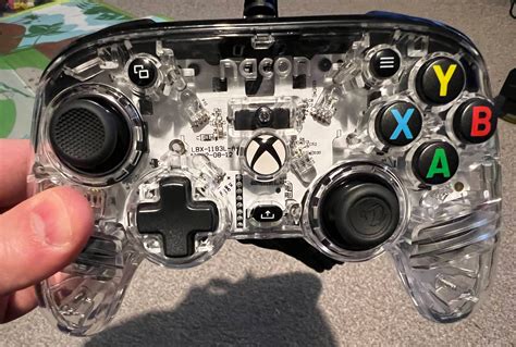 Review The Nacon Pro Compact Colorlight Gives New Meaning To Light