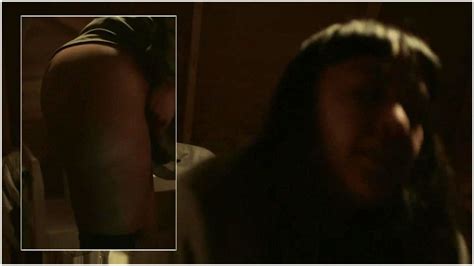 Naked Maya Albert In Hetisingewikkeld