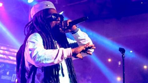 Tego Calderon Ebrio Insulta A Público De Houston Y Se Toca Parte íntima