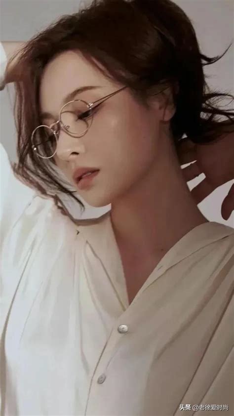 隆妮 《狂飆》劇里的高啟蘭寫真集 資訊咖