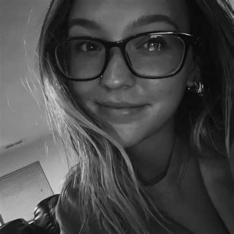 Skylar Skylarcrislip On Threads