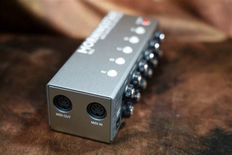 Morningstar Ml5 Midi Controlled 5 Loop Switcher（新品 送料無料）【楽器検索デジマート】