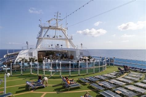 Emerald Princess Sea Day And Steamers Seafood Neonbubble