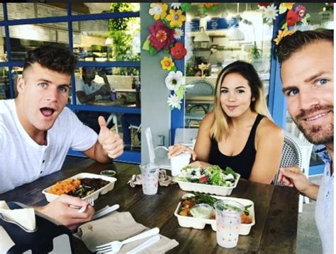 Kiko Alonsos Girlfriend Gaby Kapp Bio Pics Wiki