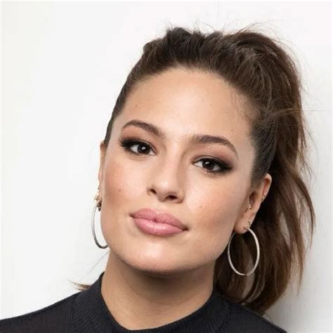 Chat With Ashley Graham Text Or Voice Enjoy Ai Chat Free And Safe