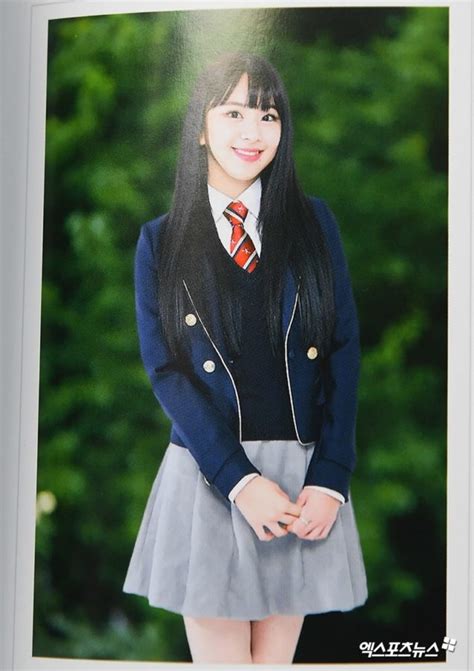 Idols Graduate From Hanlim Arts School And Lila Art High School Soompi