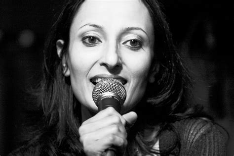 רויטל ירדן Revital Yarden לכל מי שברך פנים מול פנים משפחתי האהובה שהפתיעה והגיעה בהרכב מלא