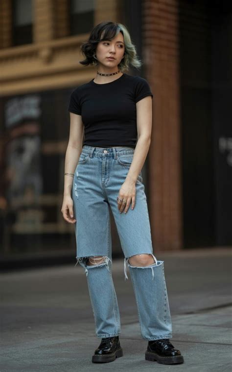 25 Emo Outfits That Feel Emotional Edgy And Stylish Swiss Gurl
