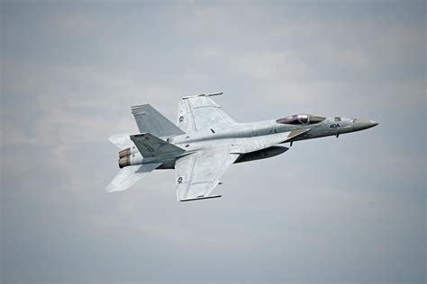 Mcdonnell Douglas Fa 18 Hornet