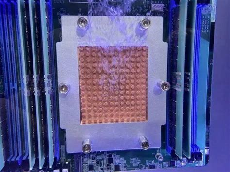 金属3d打印微通道：液冷散热技术新方向 艾邦笔电论坛