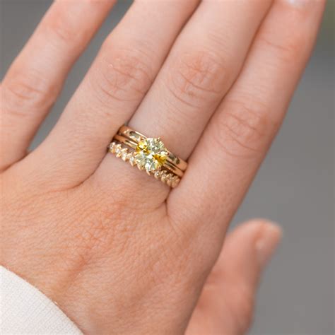 196ct Round Bicolor Yellow Blue Montana Sapphire Lotus Solitaire In 1