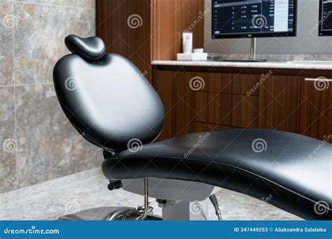 Hair Implant Procedure Precision In Follicle Placement For Scalp