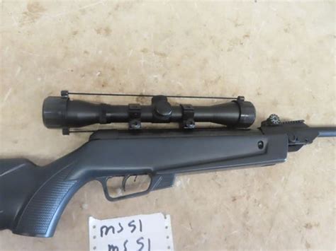 New Gamo 04 1c Pellet Gun With Scope