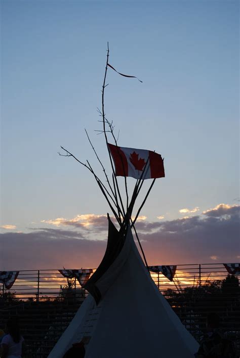 Canadian Flag 18th Texas Championship Pow Wowtraders Vill Jjsala
