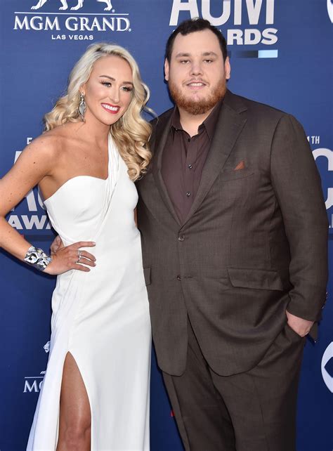 Who Is Luke Combs Wife Nicole Hocking The Us Sun