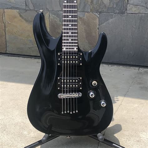 Used Schecter Omen 6 With Hard Case Reverb Canada