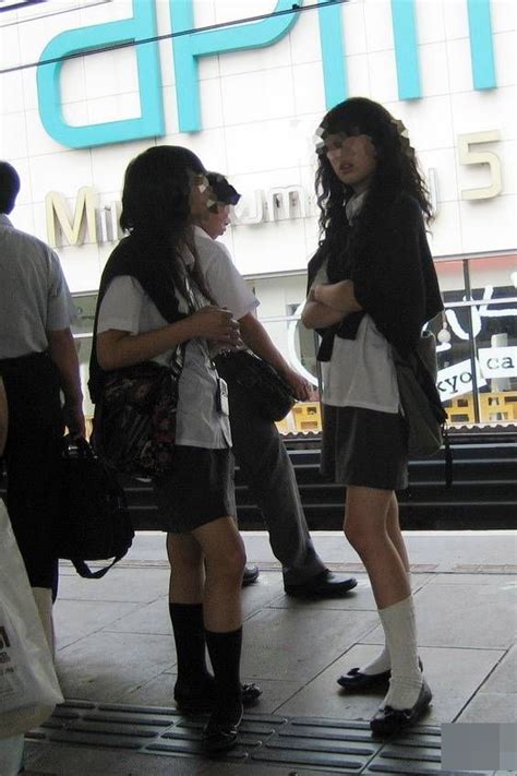 Finance Sexy Girl Hong Kong Students Takes Students Picture In Hk