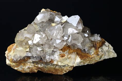 Nové Mineralogické Nálezy V Kamenolomu Stříbrná Skalice Iii Minerály