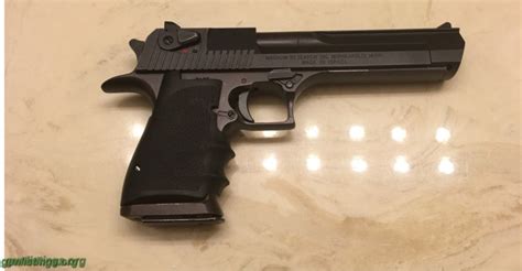 Pistols Desert Eagle 357