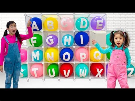 Emma And Jannie Pretend Play With Alphabet Balloons Challenge Abc Learn English Alphabet Youtube
