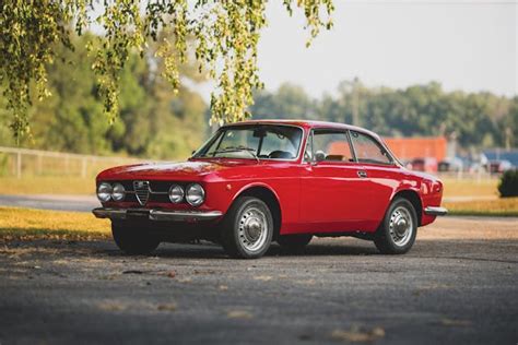 Your Handy 1967 77 Alfa Romeo Gtv Buyers Guide Hagerty Media