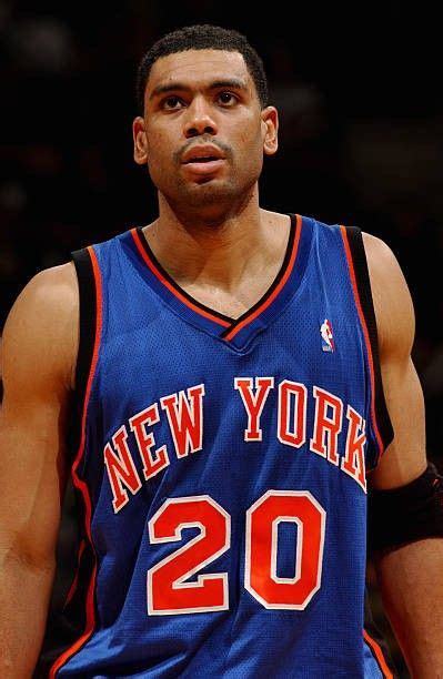 Pin By David Fisk On Nba Action New York Knicks Nba Players Sports Jersey