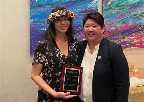 California Veterinary Medical Associations Rvts Outstanding Dvm Of The Year Named