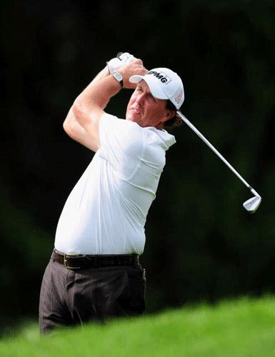 米克尔森复出普利司通邀请赛 仅获第58名图新浪尚品新浪网