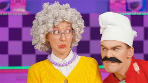 मैं बनाम दादी कुकिंग चैलेंज ｜ खाद्य लड़ाई Multi Do Challenge मैं बनाम दादी कुकिंग चैलेंज