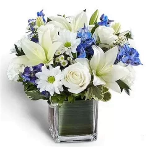 Arreglos Florales Azules Y Blancos Solo Rosas Y Algo Más