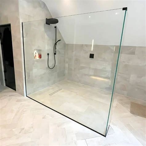 Walk In Showers Bespoke Glass Designs And Installation In London 360 Gss