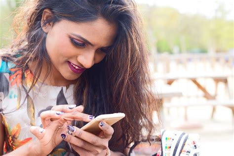 6 Best Sexting Apps In The Game Because Sexy Texts Are The New Foreplay