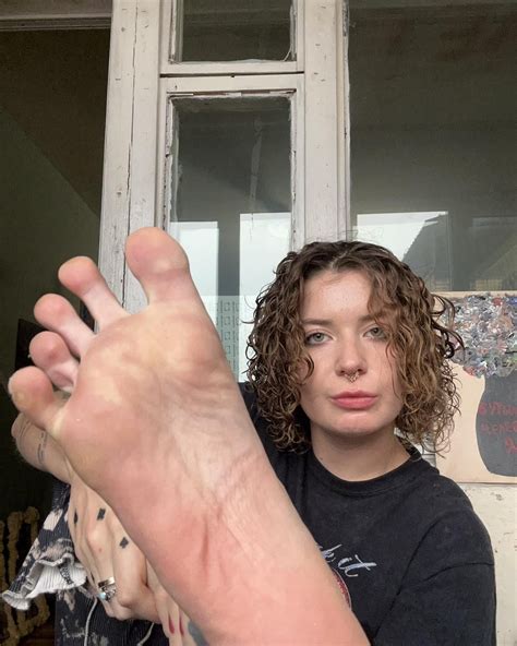 Wow You Better Watch Out R Giantessfeet