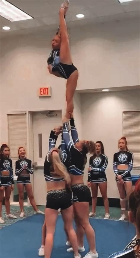 38 Cheerleading Flexibility Ideas Cheerleading Flexibility Cheerleading Cheer Workouts