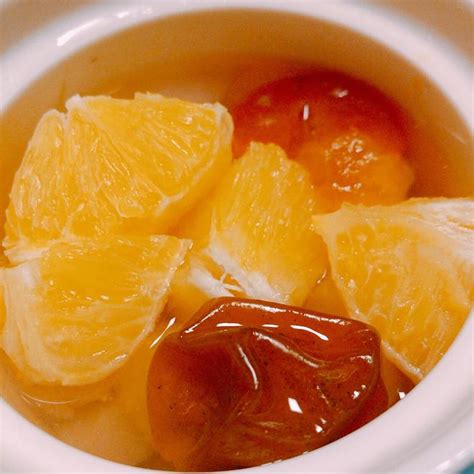 【止咳甜品：金桔冰糖雪梨的做法步骤图】juuu521下厨房