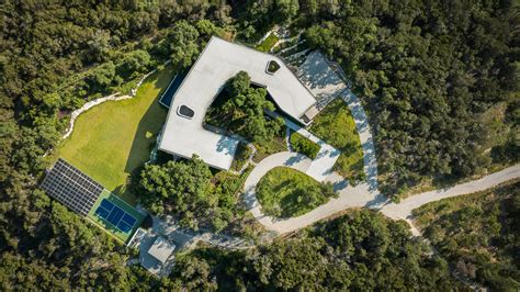 Alterstudio Architecture Perches U Shaped Austin Home On Sloped Site