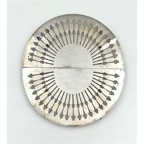 Antique Barbour Silver Co Silverplate Expanding Pierced Oval Trivet
