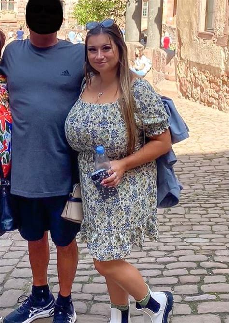 Yep The Sweaterdress Cant Hideem R2busty2hide