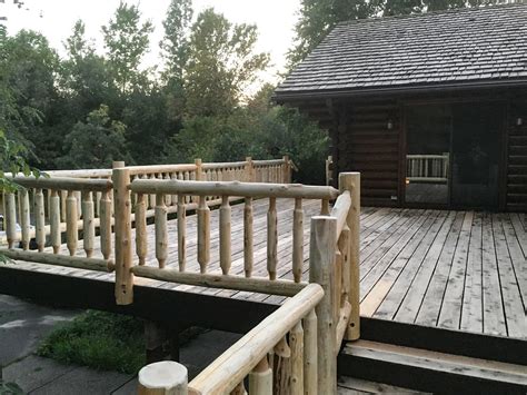 How To Build A Log Deck Railing At James Frary Blog