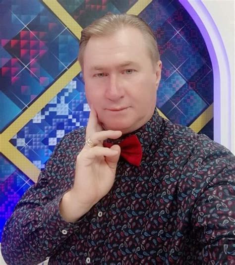 Prezentatorul și Interpretul Jull Nicu A Murit Doliu în Televiziune și în Lumea Muzicii